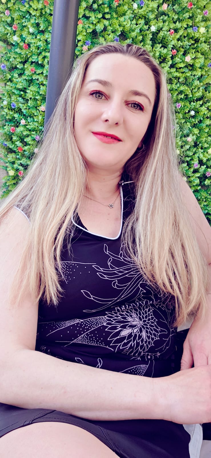Gabriela Bordinc-Life Coach